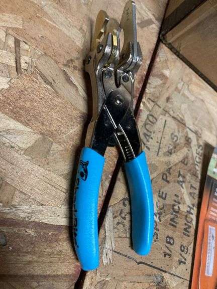 SharkBite Push-to-Connect Fitting Removal Tool - Metzger Property ...