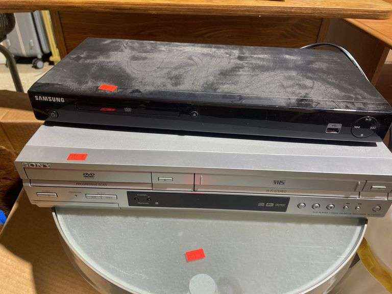 Samsung DVD player, Sony DVD & vhs player - Metzger Property Services, LLC