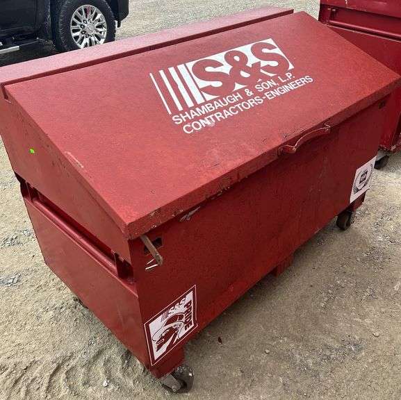 Job box 44x60x32 - Metzger Property Services, LLC