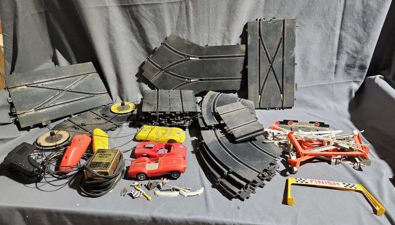 1960’s Eldon Slot Car Toy Race Track Hawthorne Toy w/ Lap Counter and 3 ...