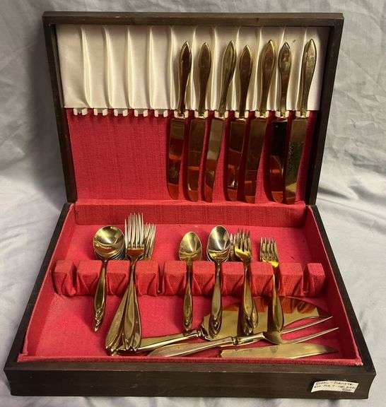 Regal Dirilyte Flatware Service for 7 in Wood Case 14” - Metzger ...