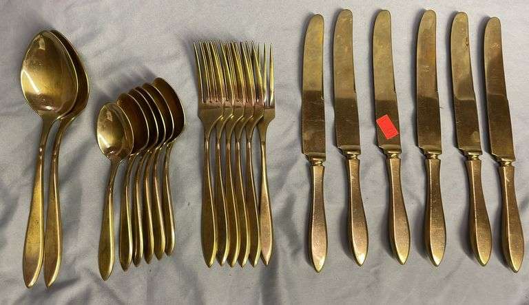 Dirilyte Gold Toned Flatware inc. 8 Spoons, 6 Forks, and 6 Butter ...