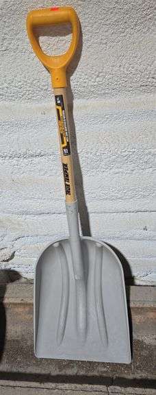 True Temper #12 Poly Scoop Shovel Lightweight and Non-Sparking 45”H ...