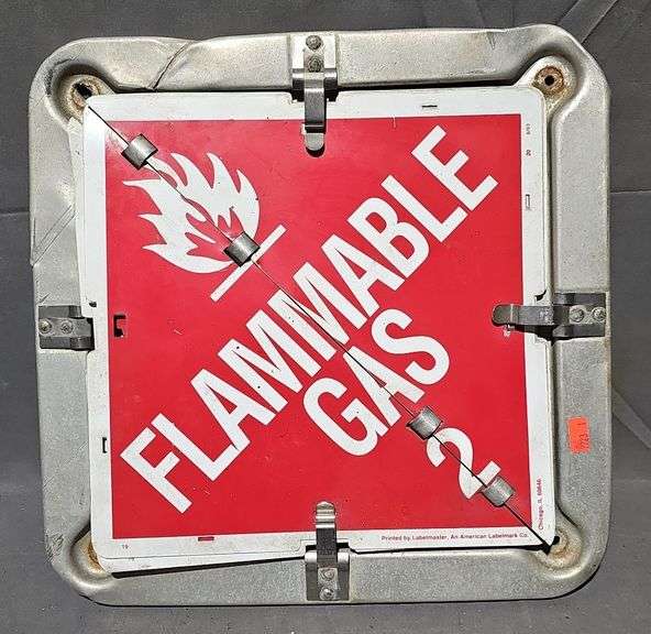 Metal Flammable Gas Sign 13.5" x 13.5" - Metzger Property Services, LLC