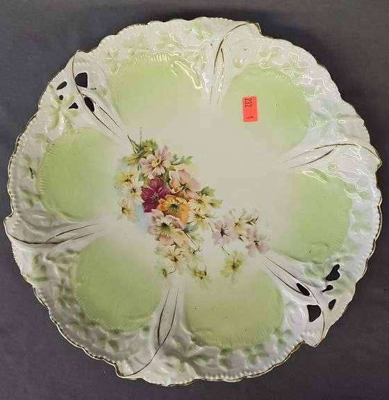 Unmarked Porcelain Serving Plate 10.5" - Metzger Property Services, LLC