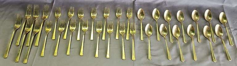 Dirilyte Gold Toned Flatware inc. 21 Forks, 13 Spoons - Metzger ...