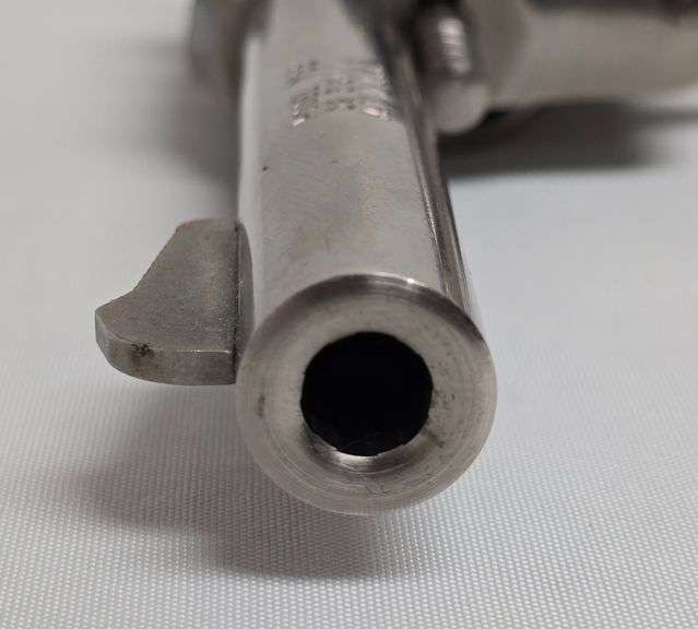 H&R Model 733 .32 S&W. L. 6 Shot Revolver with Soft Case - Metzger ...