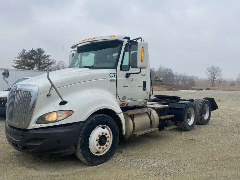 2011 INTERNATIONAL PROSTAR PRE, VIN: 365484, Color: WHITE, Tran: 10 ...