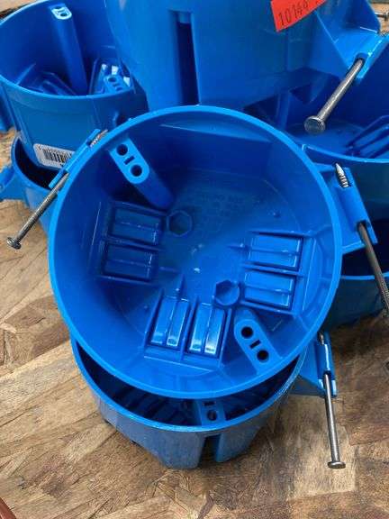 9- Carlon 1-Gang 20 cu. in. New Work Electrical Ceiling Box with ...