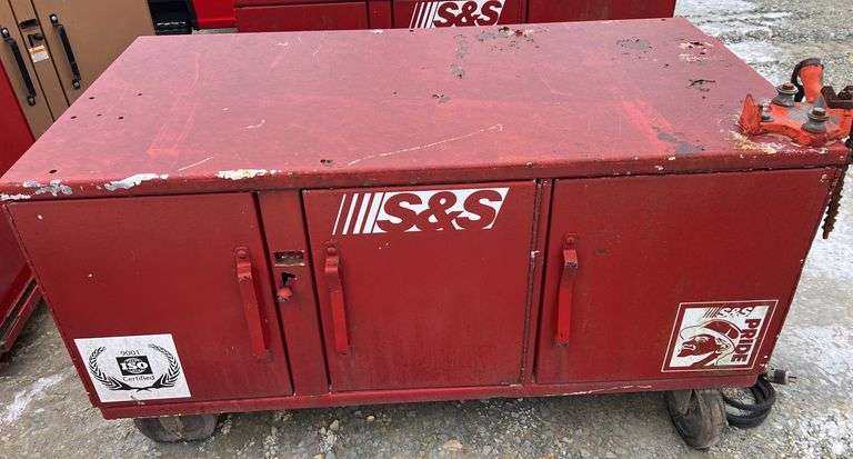 Job Box with Vise 33x62x32 - Metzger Property Services, LLC