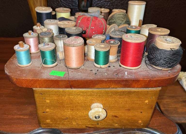 Wood drawer/spool holder with thread assortment 11x11x4.75" - Metzger ...