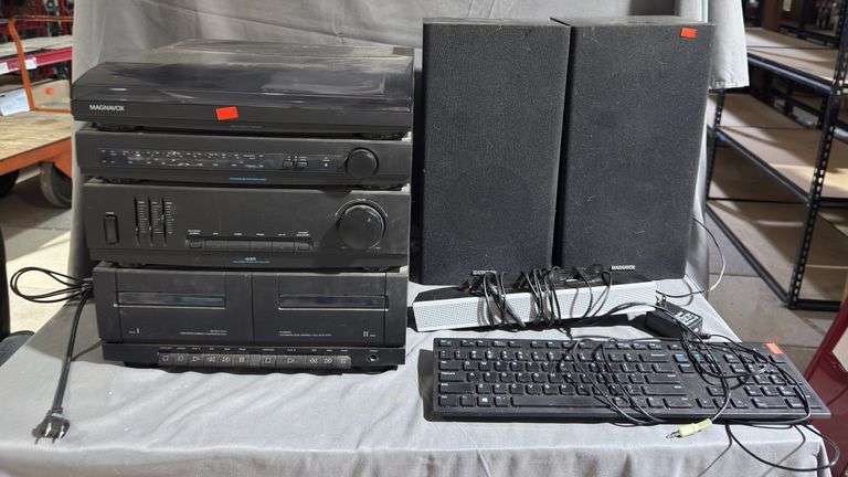 Philips Magnavox FW 48 Mini HiFi System, Dell Keyboard & Dell Computer ...