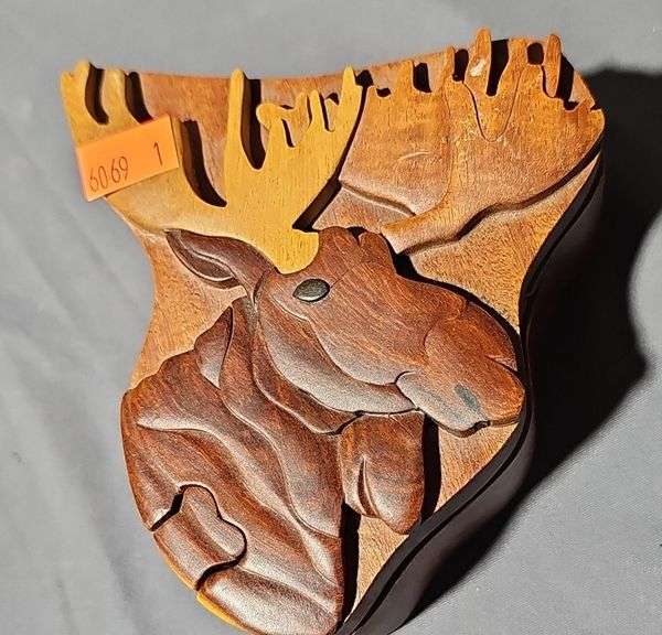 Wood Moose Puzzle Box 4" - Metzger Property Services, LLC