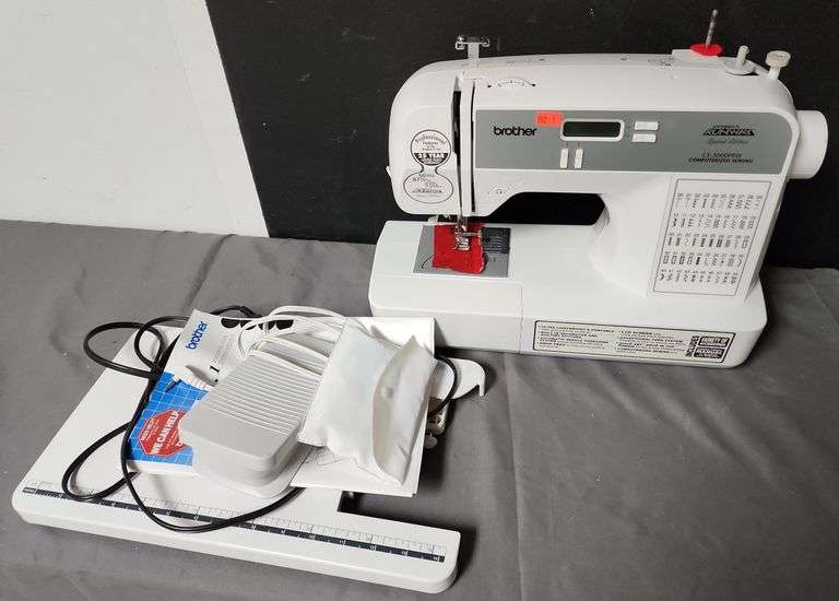 Brother Project Runway Limited Edition Sewing Machine CE-5000PRW ...