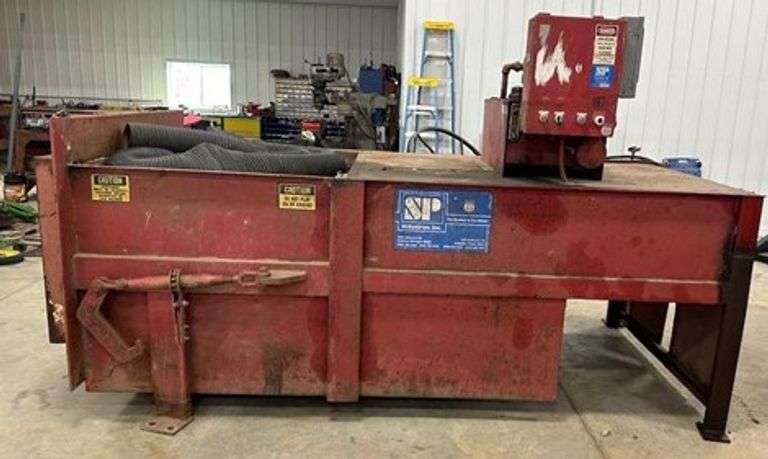 SP Industries 2101 Roll off trash compactor, 230 volt, 3 phase, 10 hp ...