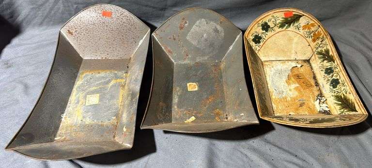 3 Rusted Trays 12", 15" - Metzger Property Services, LLC