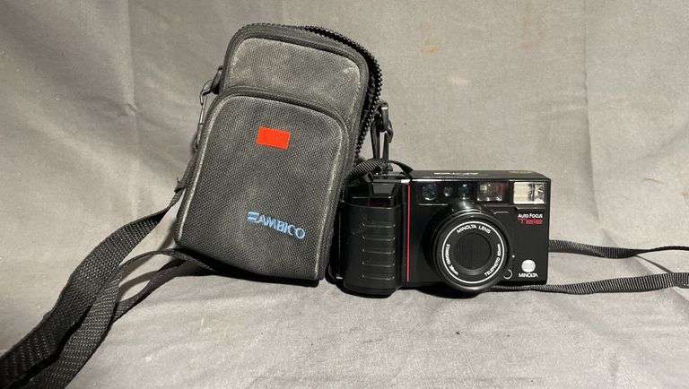 Minolta AF-Tele auto focus camera with case - Metzger Property Services ...