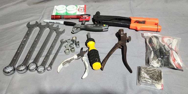 Hand Tool Assortment - Metzger Property Services, LLC