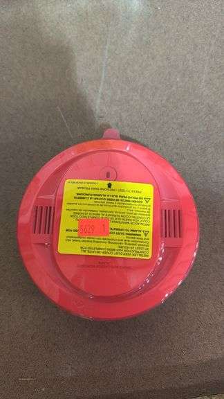 Battery operated smoke detector - Metzger Property Services, LLC