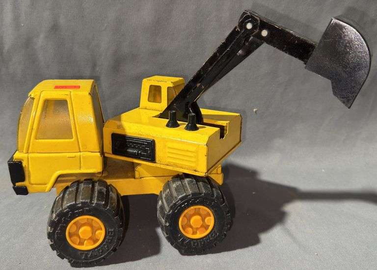 Buddy L Yellow Metal Toy Backhoe 10.5" - Metzger Property Services, LLC