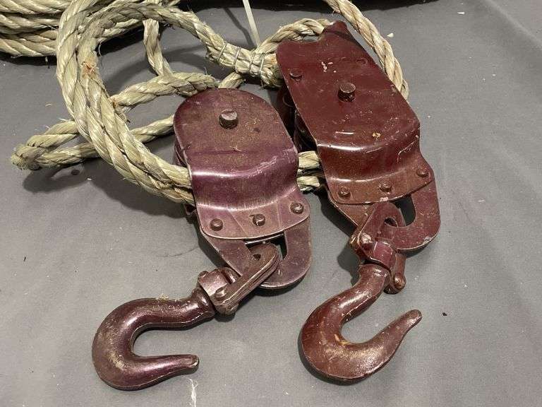 Block and Tackle Pulley w/ Rope - Metzger Property Services, LLC