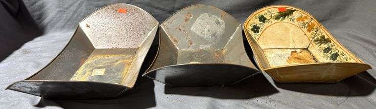 3 Rusted Trays 12", 15" - Metzger Property Services, LLC