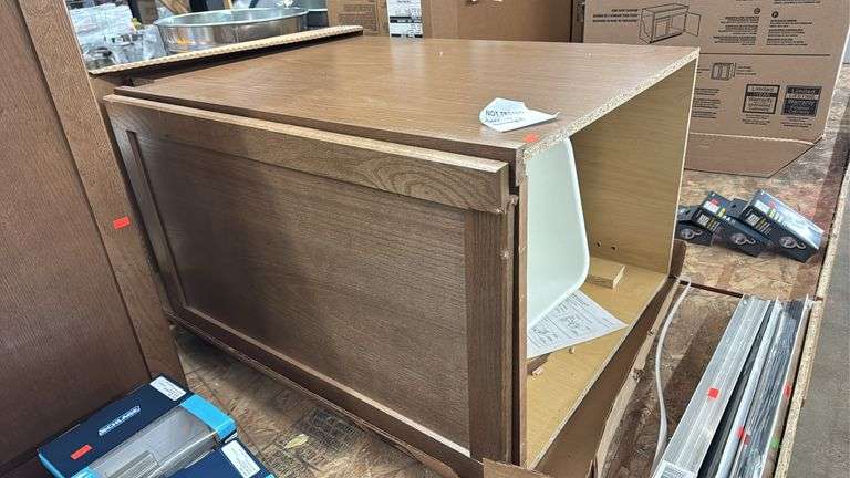 Hampton Bay Sinclair 18 in. W x 24 in. D x 34.5 in. H Assembled Waste ...