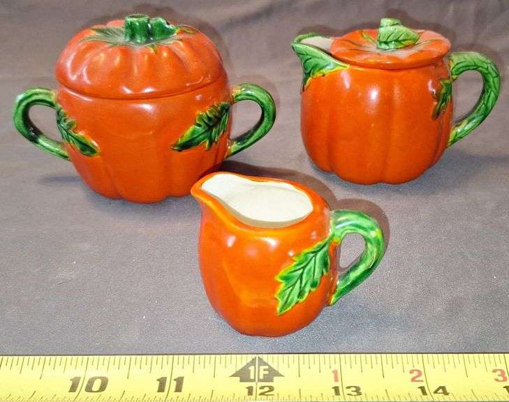 Tomato Occupied Japan sugar, mini creamer & unmarked creamer with lid ...