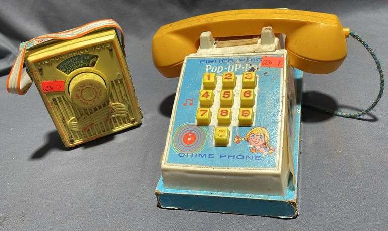 1968 Fisher Price Toys Musical Radio & Fisher Price Pop Up Chime Phone ...