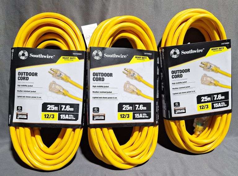 (3) Southwire 12/3 25ft extension cords - Metzger Property Services, LLC