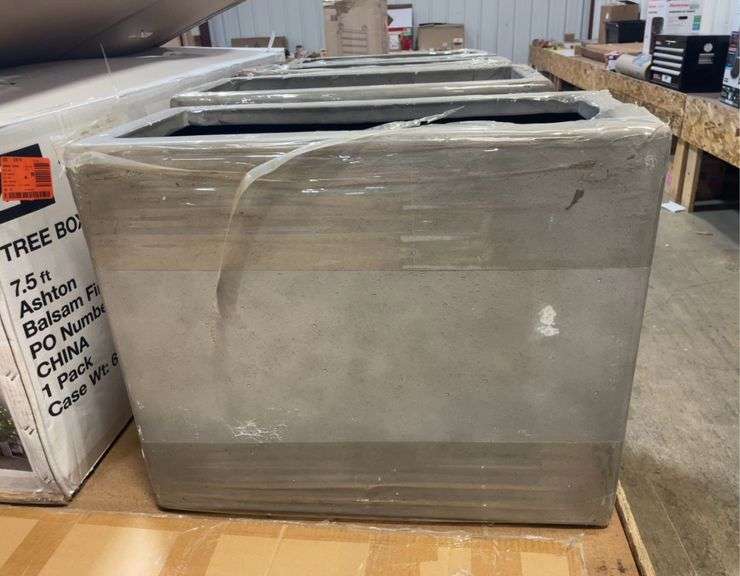 Vigoro 24” Composite Deck Box - Metzger Property Services, LLC