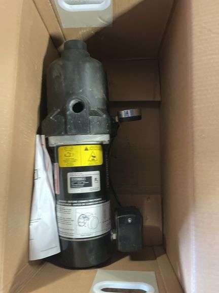 Everbilt Shallow well Jet Pump 1/2HP - Metzger Property Services, LLC