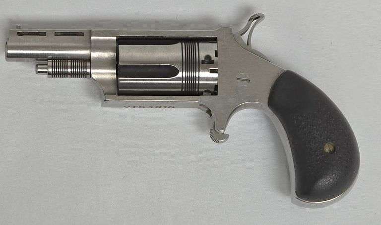 North American Arms Model NAA-22MC .22 MAG 5-Shot Revolver with Hard ...
