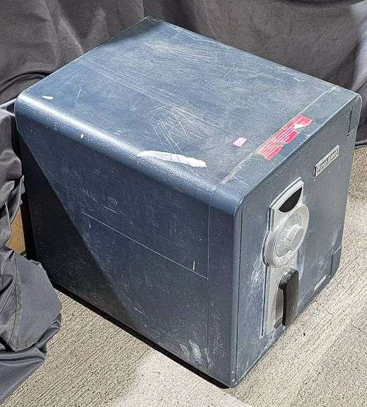 First Alert Safe with Combination Lock 14.5″ x 18″ x 16.5″ - Metzger ...