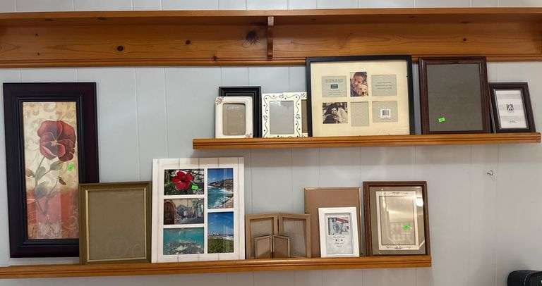 Group of Photo and Display Frames in Various Materials and Sizes ...