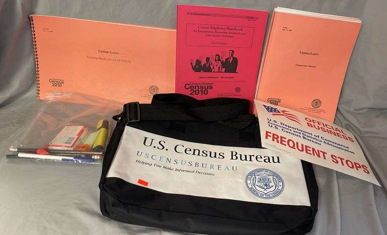 United States census 2010 training book & questionnaire packets ...