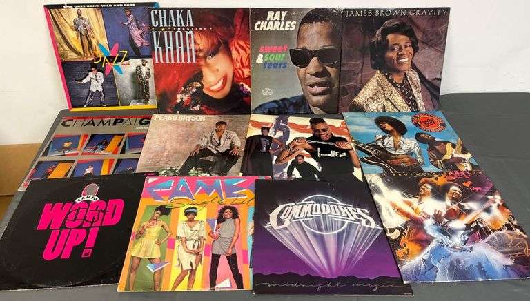 Collection of 12 Vinyl Records Featuring Various Artists - Metzger ...