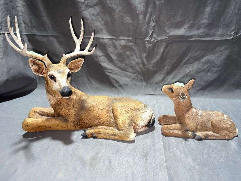 Polyresin Buck and Fawn Figurines with Felted Bases - Metzger Property ...