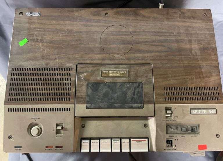 Zenith JR-9000W Video Cassette Recorder with VHF/UHF Inputs - Metzger ...