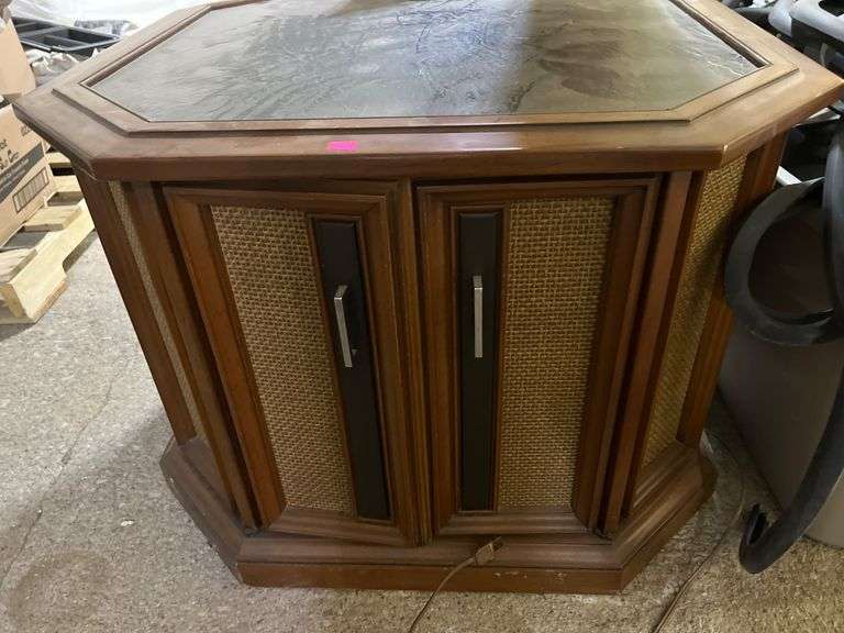 Mid-Century Zenith Solid State Stereo Console With AM/FM Radio and ...