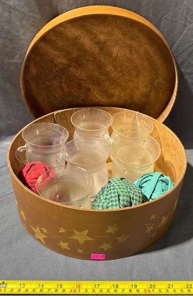 Set of Glass Teacups in Decorative Star Box - Metzger Property Services ...