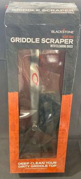 Blackstone Heavy-Duty Griddle Scraper with Cleaning Brick - Metzger ...