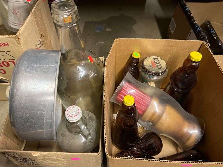 Glass Bottles with Mrs. Butterworth Bottles, Heinz Vinegar Jug and ...