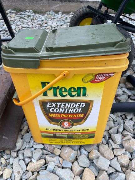 Preen Weed Preventer Container and Miracle-Gro Potting Mix - Metzger ...