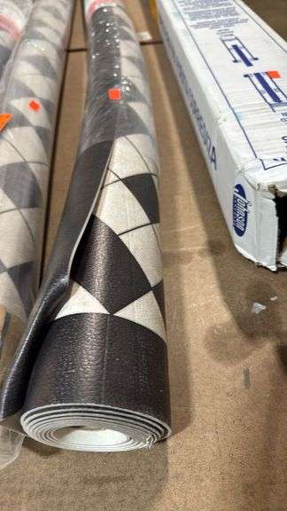 StyleWell Black and White 5 ft. x 7 ft. Diamond Vinyl Area Rug ...