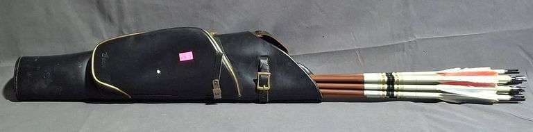 Bear Archery Leather Quiver with Micro-Flite 4 Arrows - Metzger ...