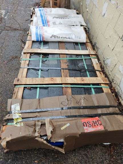 New tech wood click lock decking 98 pcs black - Metzger Property ...