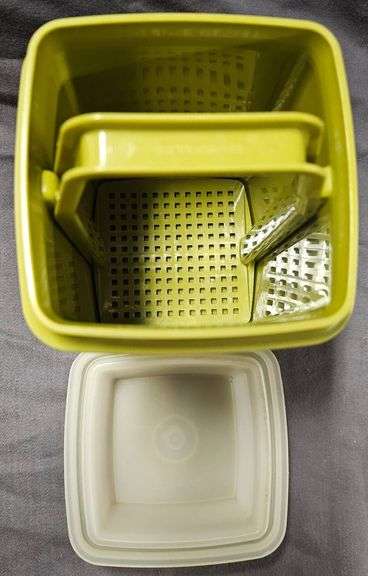 Tupperware Stackable Green Containers With Lids - Metzger Property ...