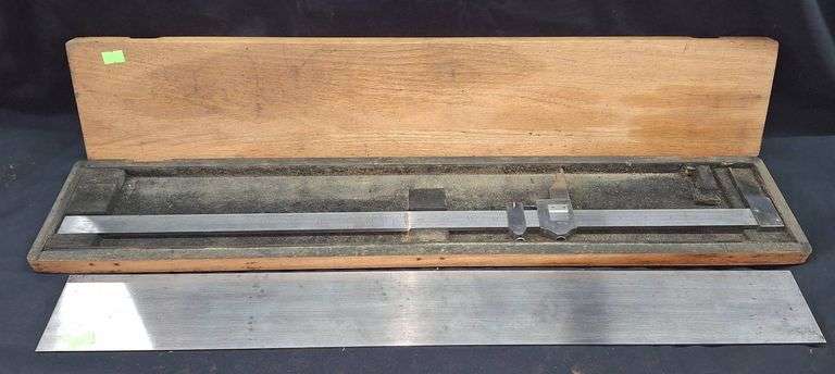 Starrett 24-Inch Measuring Tool with Case and 3x24in straight edge ...
