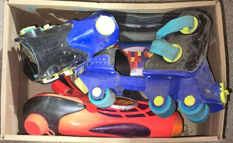 Fisher-Price Adjustable Roller Skates, eSquirt Water Gun and Tumbling ...